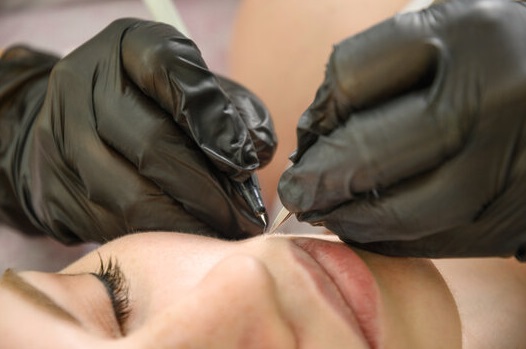 Electrolysis hair removal service store
